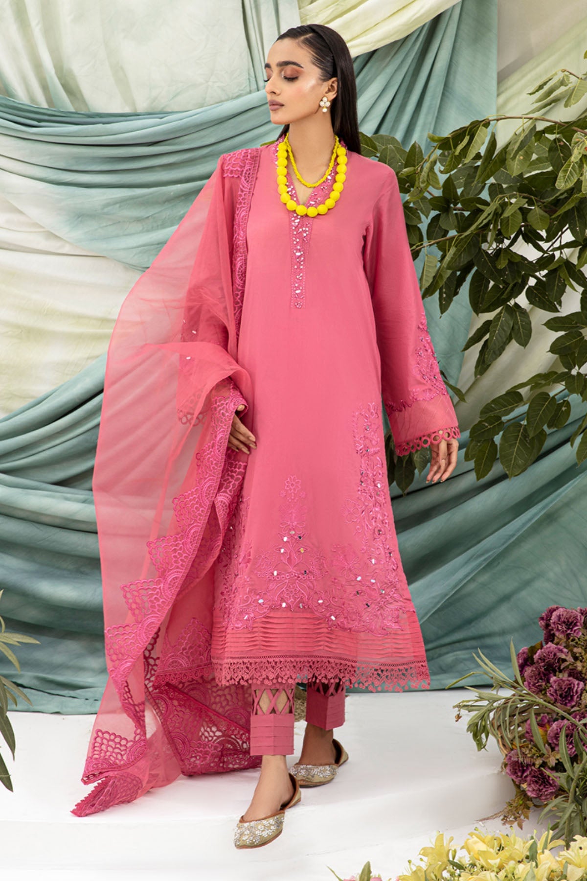 NP-365 – PretCouture